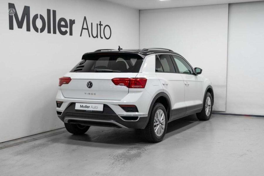 Balts Volkswagen T-Roc 2021 Viļņa, ar dzinēja tilpumu 1.50 L un nobraukumu 70 tūkst. km par 19900 €, foto 4 vietnē AUTOMOTO.COM.LV