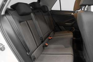 Balts Volkswagen T-Roc 2021 Viļņa, ar dzinēja tilpumu 1.50 L un nobraukumu 70 tūkst. km par 19900 €, foto 12 vietnē AUTOMOTO.COM.LV