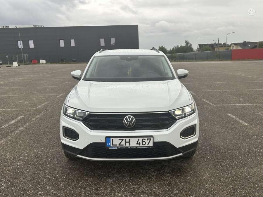 Balts Volkswagen T-Roc 2021 Viļņa, ar dzinēja tilpumu 1.50 L un nobraukumu 169 tūkst. km par 18000 €, foto 4 vietnē AUTOMOTO.COM.LV