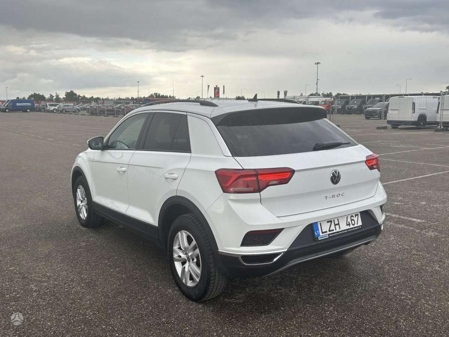 Balts Volkswagen T-Roc 2021 Viļņa, ar dzinēja tilpumu 1.50 L un nobraukumu 169 tūkst. km par 18000 €, foto 15 vietnē AUTOMOTO.COM.LV