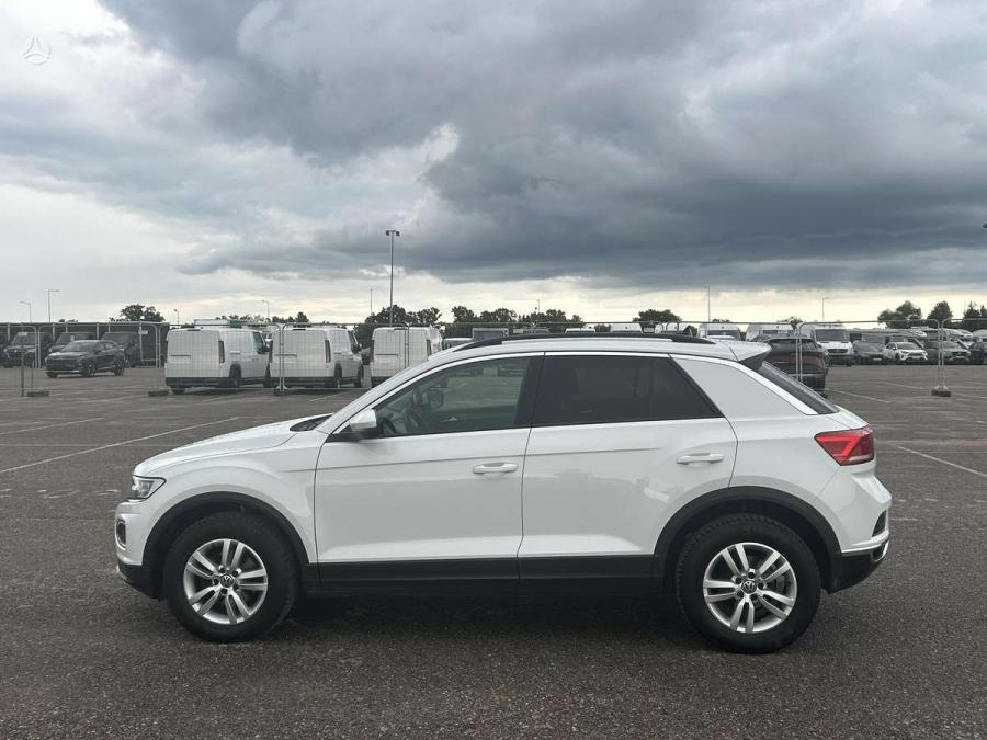 Balts Volkswagen T-Roc 2021 Viļņa, ar dzinēja tilpumu 1.50 L un nobraukumu 169 tūkst. km par 18000 €, foto 18 vietnē AUTOMOTO.COM.LV