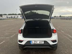 Balts Volkswagen T-Roc 2021 Viļņa, ar dzinēja tilpumu 1.50 L un nobraukumu 169 tūkst. km par 18000 €, foto 21 vietnē AUTOMOTO.COM.LV