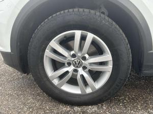 Balts Volkswagen T-Roc 2021 Viļņa, ar dzinēja tilpumu 1.50 L un nobraukumu 169 tūkst. km par 18000 €, foto 55 vietnē AUTOMOTO.COM.LV
