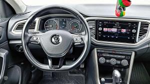 White Volkswagen T-Roc 2021 in Vilnius, with an engine capacity of 1.50 L and mileage of 170 thousand km for 17800 €, photo 21 on AUTOMOTO.COM.LV