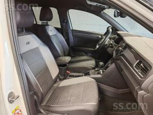 Balts Volkswagen T-Roc 2021 Jūrmala, ar dzinēja tilpumu 2.00 L un nobraukumu 218 tūkst. km par 15750 €, foto 6 vietnē AUTOMOTO.COM.LV