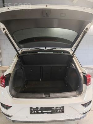 Balts Volkswagen T-Roc 2021 Jūrmala, ar dzinēja tilpumu 2.00 L un nobraukumu 218 tūkst. km par 15750 €, foto 9 vietnē AUTOMOTO.COM.LV
