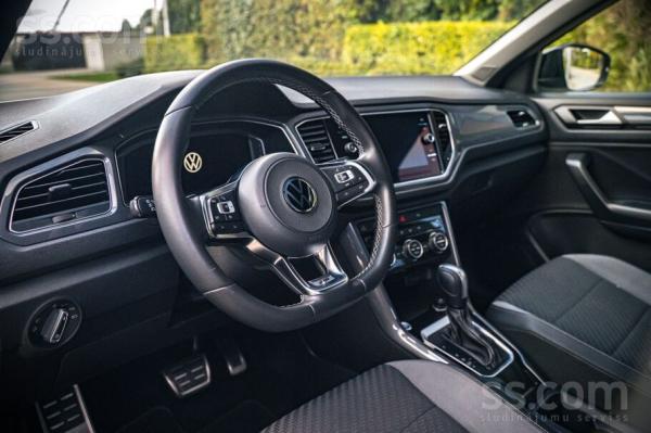 Balts Volkswagen T-Roc 2021 Rīga, ar dzinēja tilpumu 2.00 L un nobraukumu 218 tūkst. km par 15990 €, foto 10 vietnē AUTOMOTO.COM.LV