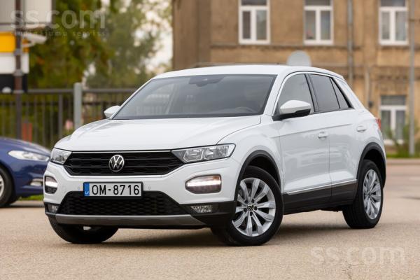 Balts Volkswagen T-Roc 2021 Rīga, ar dzinēja tilpumu 2.00 L un nobraukumu 189 tūkst. km par 15250 €, foto 4 vietnē AUTOMOTO.COM.LV