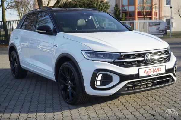 Balts Volkswagen T-Roc 2022 Kauņa, ar dzinēja tilpumu 1.50 L un nobraukumu 54 tūkst. km par 30589 €, foto 3 vietnē AUTOMOTO.COM.LV