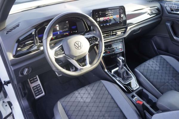 Balts Volkswagen T-Roc 2022 Kauņa, ar dzinēja tilpumu 1.50 L un nobraukumu 54 tūkst. km par 30589 €, foto 8 vietnē AUTOMOTO.COM.LV