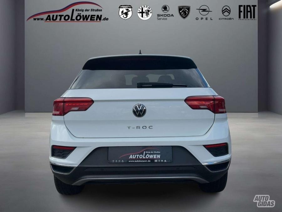 White Volkswagen T-Roc 2022 in Kaunas, with an engine capacity of 1.00 L and mileage of 23 thousand km for 21834 €, photo 3 on AUTOMOTO.COM.LV