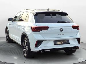 White Volkswagen T-Roc 2022 in Kaunas, with an engine capacity of 1.50 L and mileage of 49 thousand km for 31606 €, photo 4 on AUTOMOTO.COM.LV