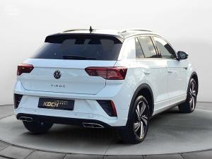 White Volkswagen T-Roc 2022 in Kaunas, with an engine capacity of 1.50 L and mileage of 49 thousand km for 31606 €, photo 6 on AUTOMOTO.COM.LV