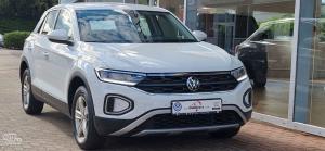 White Volkswagen T-Roc 2022 in Kaunas, with an engine capacity of 1.00 L and mileage of 47 thousand km for 22641 €, photo 2 on AUTOMOTO.COM.LV