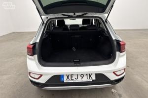 White Volkswagen T-Roc 2022 in Kaunas, with an engine capacity of 0.00 L and mileage of 40 thousand km for 23337 €, photo 22 on AUTOMOTO.COM.LV
