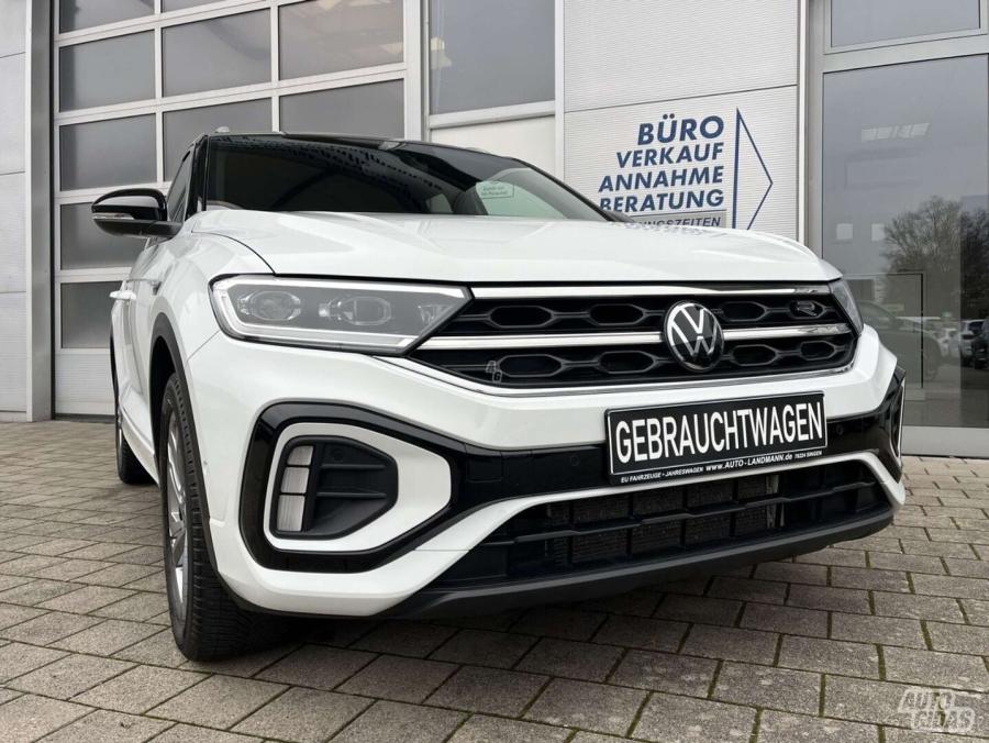 Balts Volkswagen T-Roc 2022 Kauņa, ar dzinēja tilpumu 2.00 L un nobraukumu 29 tūkst. km par 31351 €, foto 1 vietnē AUTOMOTO.COM.LV