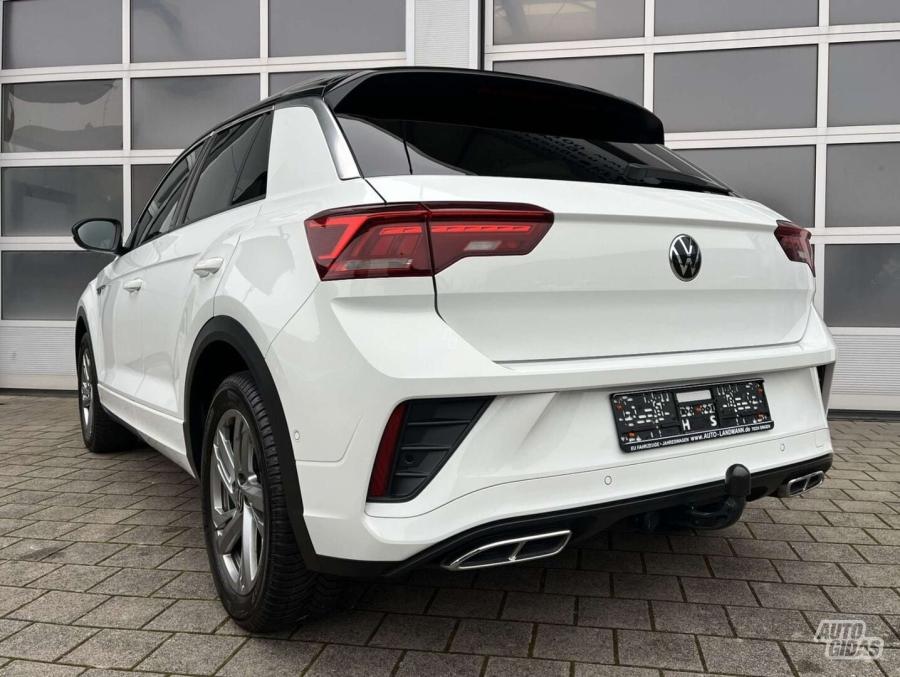 Balts Volkswagen T-Roc 2022 Kauņa, ar dzinēja tilpumu 2.00 L un nobraukumu 29 tūkst. km par 31351 €, foto 14 vietnē AUTOMOTO.COM.LV