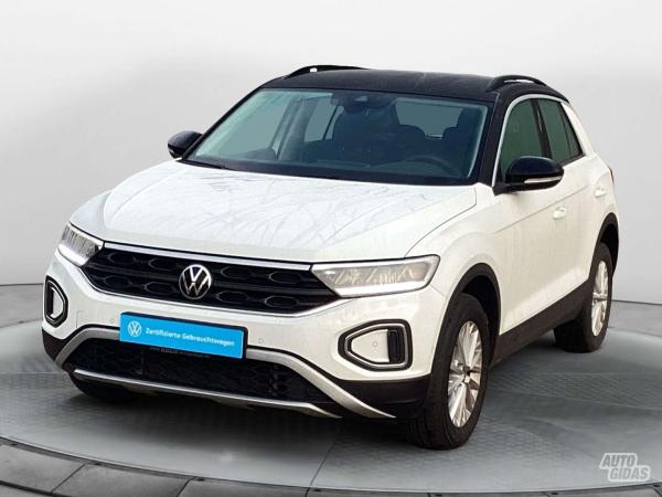 White Volkswagen T-Roc 2022 in Kaunas, with an engine capacity of 1.00 L and mileage of 27 thousand km for 23122 €, photo 2 on AUTOMOTO.COM.LV