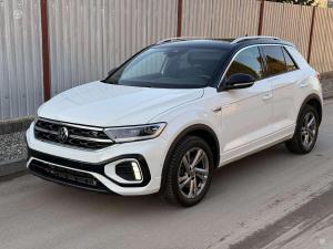 White Volkswagen T-Roc 2022 in Vilkaviskis, with an engine capacity of 1.97 L and mileage of 86 thousand km for 21000 €, photo  on AUTOMOTO.COM.LV