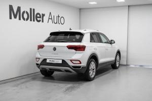 Balts Volkswagen T-Roc 2022 Viļņa, ar dzinēja tilpumu 1.50 L un nobraukumu 44 tūkst. km par 23500 €, foto 4 vietnē AUTOMOTO.COM.LV