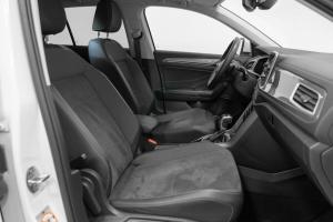 Balts Volkswagen T-Roc 2022 Viļņa, ar dzinēja tilpumu 1.50 L un nobraukumu 44 tūkst. km par 23500 €, foto 8 vietnē AUTOMOTO.COM.LV