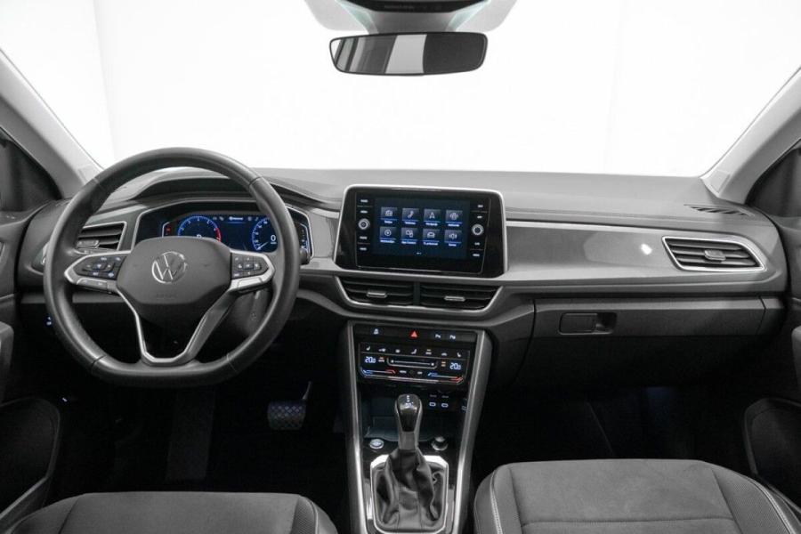 Balts Volkswagen T-Roc 2022 Viļņa, ar dzinēja tilpumu 1.50 L un nobraukumu 44 tūkst. km par 23500 €, foto 10 vietnē AUTOMOTO.COM.LV