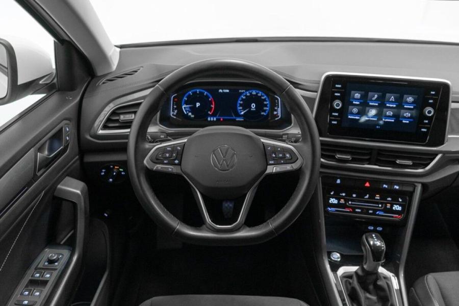 Balts Volkswagen T-Roc 2022 Viļņa, ar dzinēja tilpumu 1.50 L un nobraukumu 44 tūkst. km par 23500 €, foto 12 vietnē AUTOMOTO.COM.LV