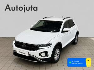 White Volkswagen T-Roc 2022 in Kaunas, with an engine capacity of 1.50 L and mileage of 65 thousand km for 20800 €, photo  on AUTOMOTO.COM.LV
