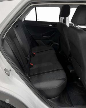 Balts Volkswagen T-Roc 2022 Kauņa, ar dzinēja tilpumu 1.50 L un nobraukumu 65 tūkst. km par 20800 €, foto 10 vietnē AUTOMOTO.COM.LV