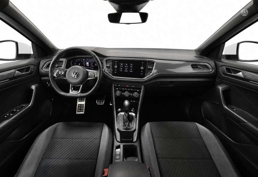 White Volkswagen T-Roc 2022 in Kaunas, with an engine capacity of 1.98 L and mileage of 115 thousand km for 22600 €, photo 8 on AUTOMOTO.COM.LV