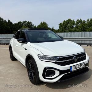 Balts Volkswagen T-Roc 2022 Tallina, ar dzinēja tilpumu 1.50 L un nobraukumu 23 tūkst. km par 25000 €, foto  vietnē AUTOMOTO.COM.LV