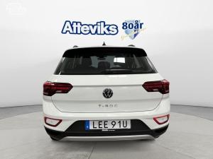 White Volkswagen T-Roc 2023 in Kaunas, with an engine capacity of 0.00 L and mileage of 61 thousand km for 26168 €, photo 4 on AUTOMOTO.COM.LV