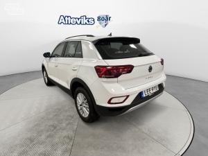 White Volkswagen T-Roc 2023 in Kaunas, with an engine capacity of 0.00 L and mileage of 61 thousand km for 26168 €, photo 5 on AUTOMOTO.COM.LV