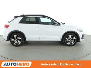 White Volkswagen T-Roc 2023 in Kaunas, with an engine capacity of 2.00 L and mileage of 15 thousand km for 32525 €, photo 7 on AUTOMOTO.COM.LV
