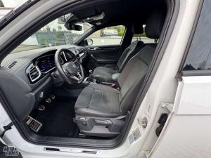 White Volkswagen T-Roc 2023 in Kaunas, with an engine capacity of 1.00 L and mileage of 58 thousand km for 24629 €, photo 12 on AUTOMOTO.COM.LV