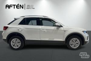 White Volkswagen T-Roc 2023 in Kaunas, with an engine capacity of 0.00 L and mileage of 21 thousand km for 23322 €, photo 7 on AUTOMOTO.COM.LV