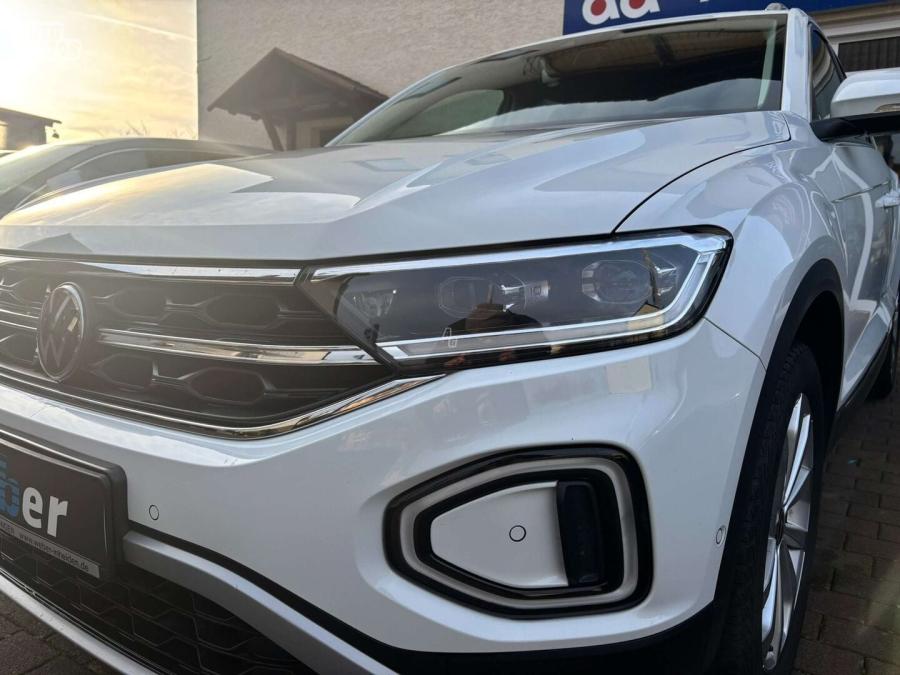Balts Volkswagen T-Roc 2023 Kauņa, ar dzinēja tilpumu 0.00 L un nobraukumu 46 tūkst. km par 29837 €, foto 7 vietnē AUTOMOTO.COM.LV
