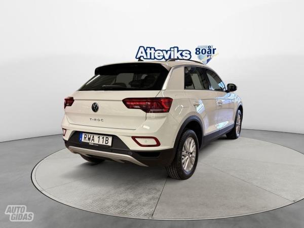 White Volkswagen T-Roc 2023 in Kaunas, with an engine capacity of 0.00 L and mileage of 42 thousand km for 28329 €, photo 4 on AUTOMOTO.COM.LV