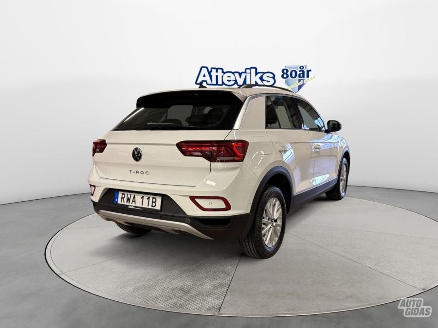 Balts Volkswagen T-Roc 2023 Kauņa, ar dzinēja tilpumu 0.00 L un nobraukumu 42 tūkst. km par 28324 €, foto 4 vietnē AUTOMOTO.COM.LV