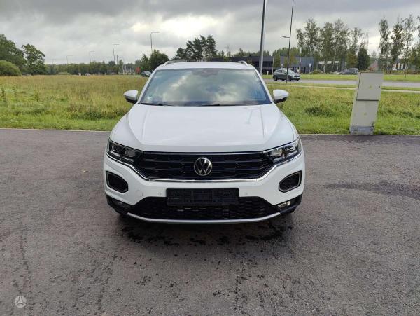 Balts Volkswagen T-Roc 2023 Kauņa, ar dzinēja tilpumu 1.50 L un nobraukumu 174 tūkst. km par 15990 €, foto 3 vietnē AUTOMOTO.COM.LV