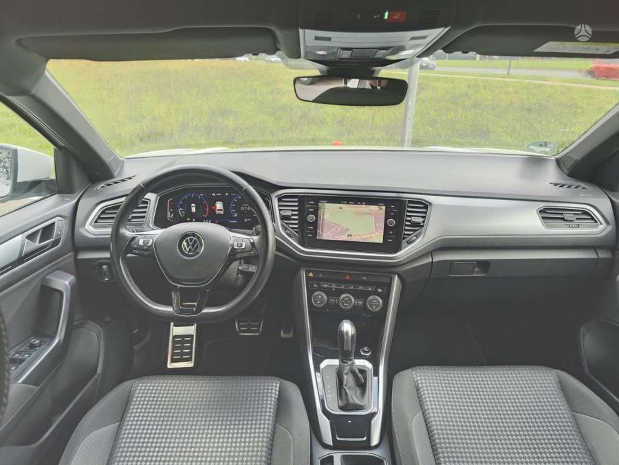 Balts Volkswagen T-Roc 2023 Kauņa, ar dzinēja tilpumu 1.50 L un nobraukumu 174 tūkst. km par 15990 €, foto 8 vietnē AUTOMOTO.COM.LV
