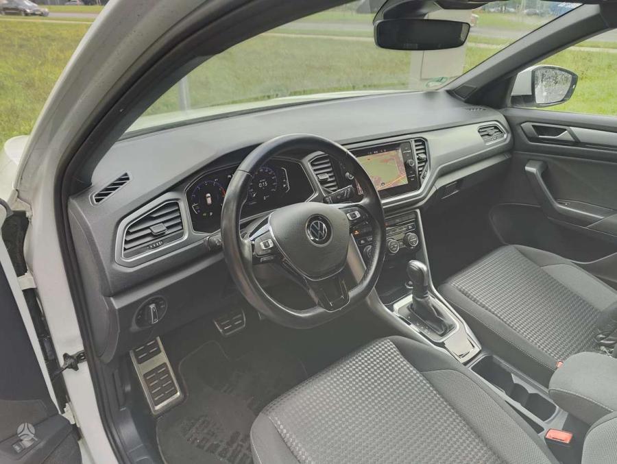 Balts Volkswagen T-Roc 2023 Kauņa, ar dzinēja tilpumu 1.50 L un nobraukumu 174 tūkst. km par 15990 €, foto 9 vietnē AUTOMOTO.COM.LV