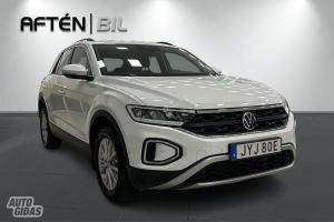 White Volkswagen T-Roc 2024 in Kaunas, with an engine capacity of 0.00 L and mileage of 39 thousand km for 29788 €, photo 5 on AUTOMOTO.COM.LV