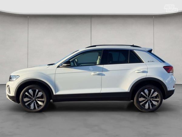 White Volkswagen T-Roc 2025 in Kaunas, with an engine capacity of 1.00 L and mileage of 15 thousand km for 26611 €, photo 3 on AUTOMOTO.COM.LV