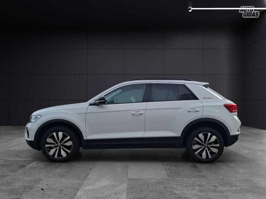 White Volkswagen T-Roc 2025 in Kaunas, with an engine capacity of 1.00 L and mileage of 16 thousand km for 25366 €, photo 2 on AUTOMOTO.COM.LV