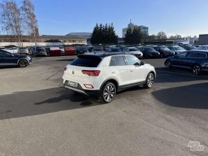 White Volkswagen T-Roc 2025 in Kaunas, with an engine capacity of 2.00 L and mileage of 16 thousand km for 32144 €, photo 7 on AUTOMOTO.COM.LV