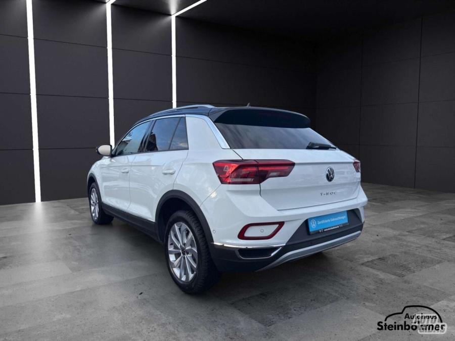 White Volkswagen T-Roc 2025 in Kaunas, with an engine capacity of 1.50 L and mileage of 23 thousand km for 30058 €, photo 4 on AUTOMOTO.COM.LV
