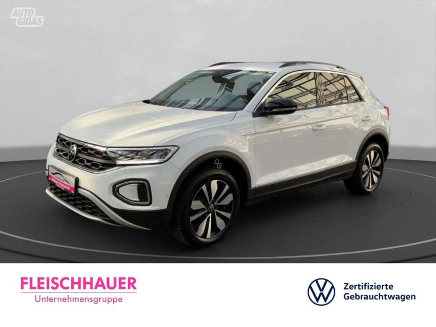 Balts Volkswagen T-Roc 2025 Kauņa, ar dzinēja tilpumu 1.00 L un nobraukumu 27 tūkst. km par 25469 €, foto 1 vietnē AUTOMOTO.COM.LV