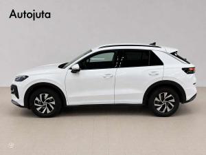 White Volkswagen T-Roc 2026 in Kaunas, with an engine capacity of 1.50 L and mileage of 5 thousand km for 29900 €, photo 3 on AUTOMOTO.COM.LV