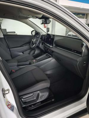 White Volkswagen T-Roc 2026 in Siauliai, with an engine capacity of 1.50 L and mileage of 0 thousand km for 28293 €, photo 7 on AUTOMOTO.COM.LV